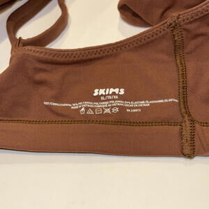 SKIMS | Intimates & Sleepwear | Skims Scoop Neck Pullover Bralette Bra ...